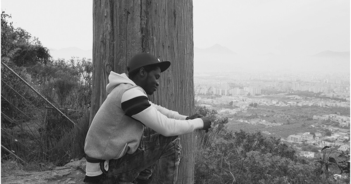 Kunst im Boot mit den Flüchtlingen – Saiten